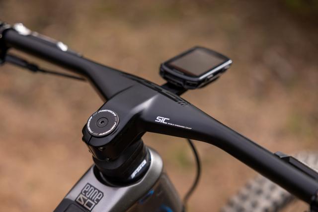 FSA presenta el nuevo Manillar Integrado NS SIC pensado para mejorar tu ...