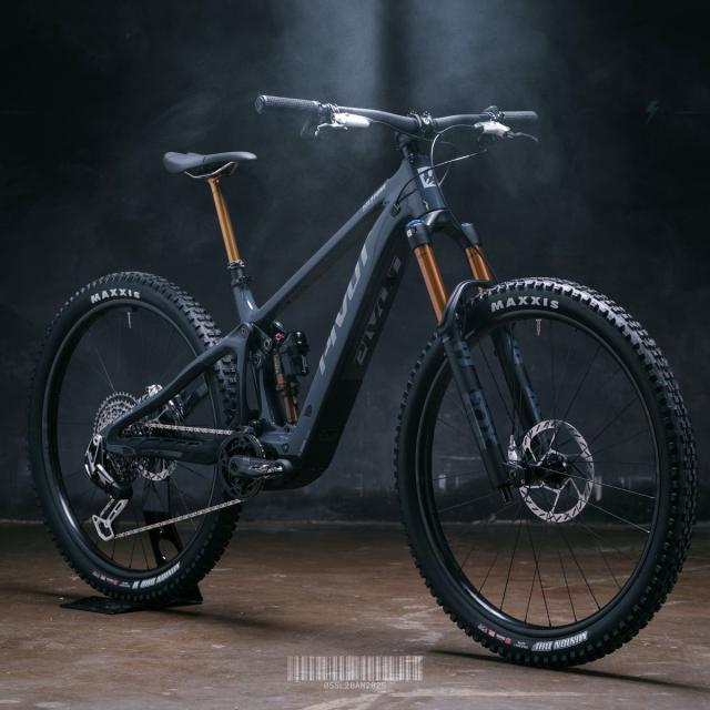 Nueva Pivot Shuttle SL/AM: Ligera. Potente. Imparable | Bikezona.com