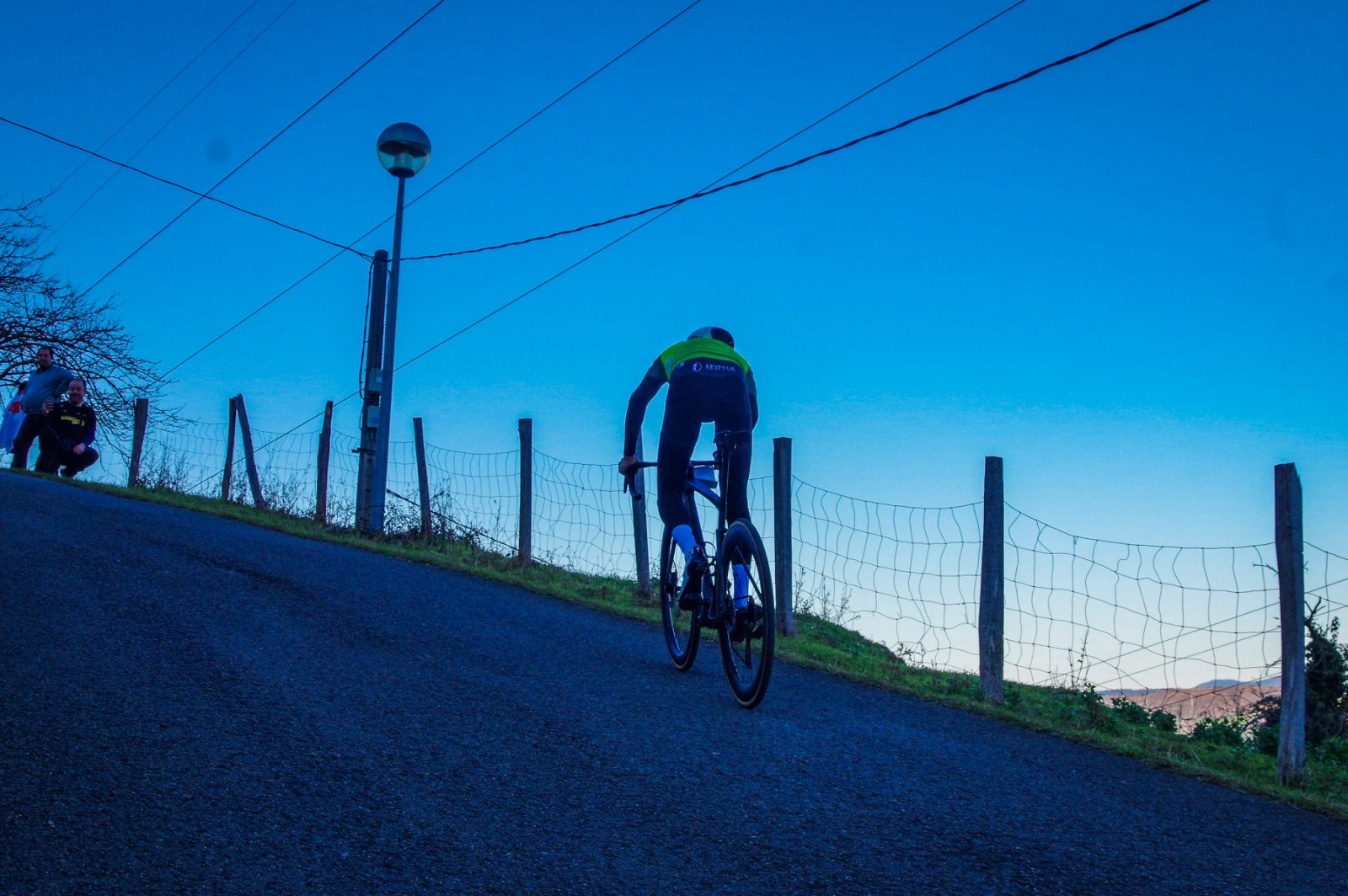 ¿Se puede aprender a manejar bicicleta ya de adulto? | Bikezona.com