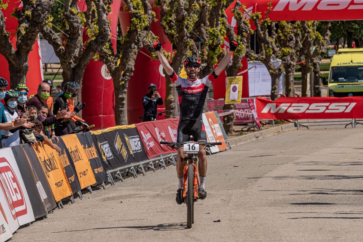 Thomas Griot no da opciones a sus rivales en la Supercup Massi de Santa ...