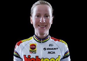 Judith Arndt primera líder en la Emakumeen Bira | Bikezona.com